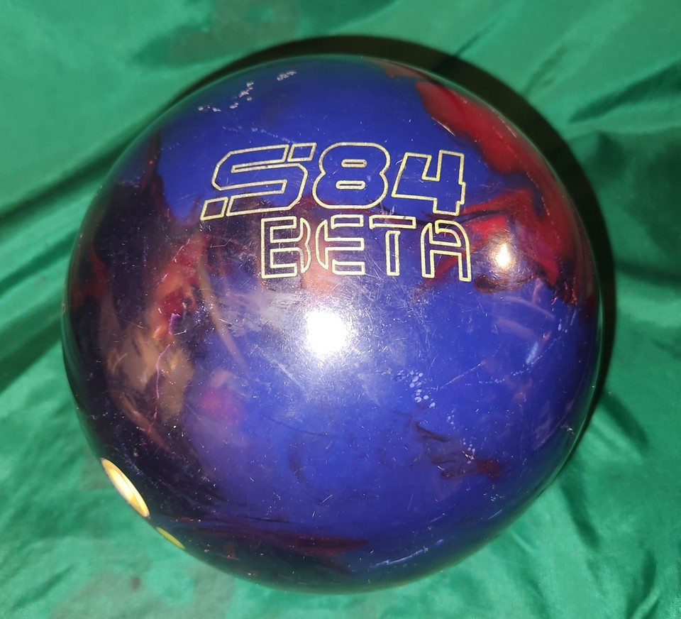 900 Global Reality Check Bowling Ball 15 lbs Preowned Span 3 13/16 ...