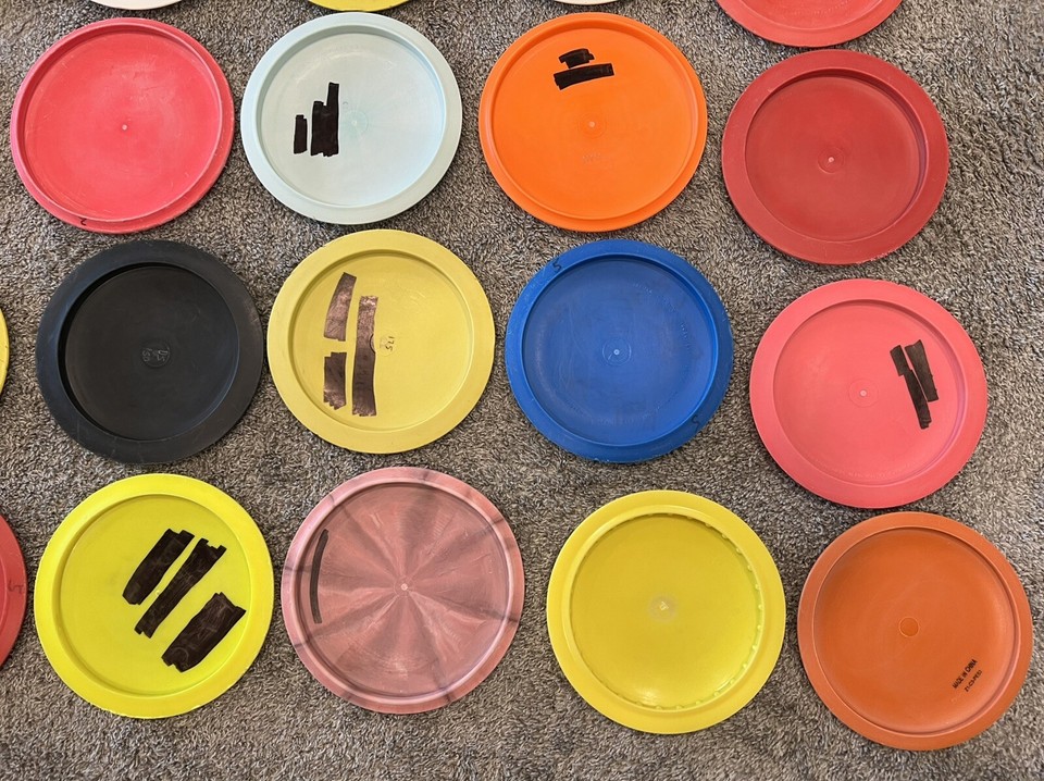 Disc golf disc LOT OF 32 DISCS Mixed Brands Innova, Dynamic, Discraft ...