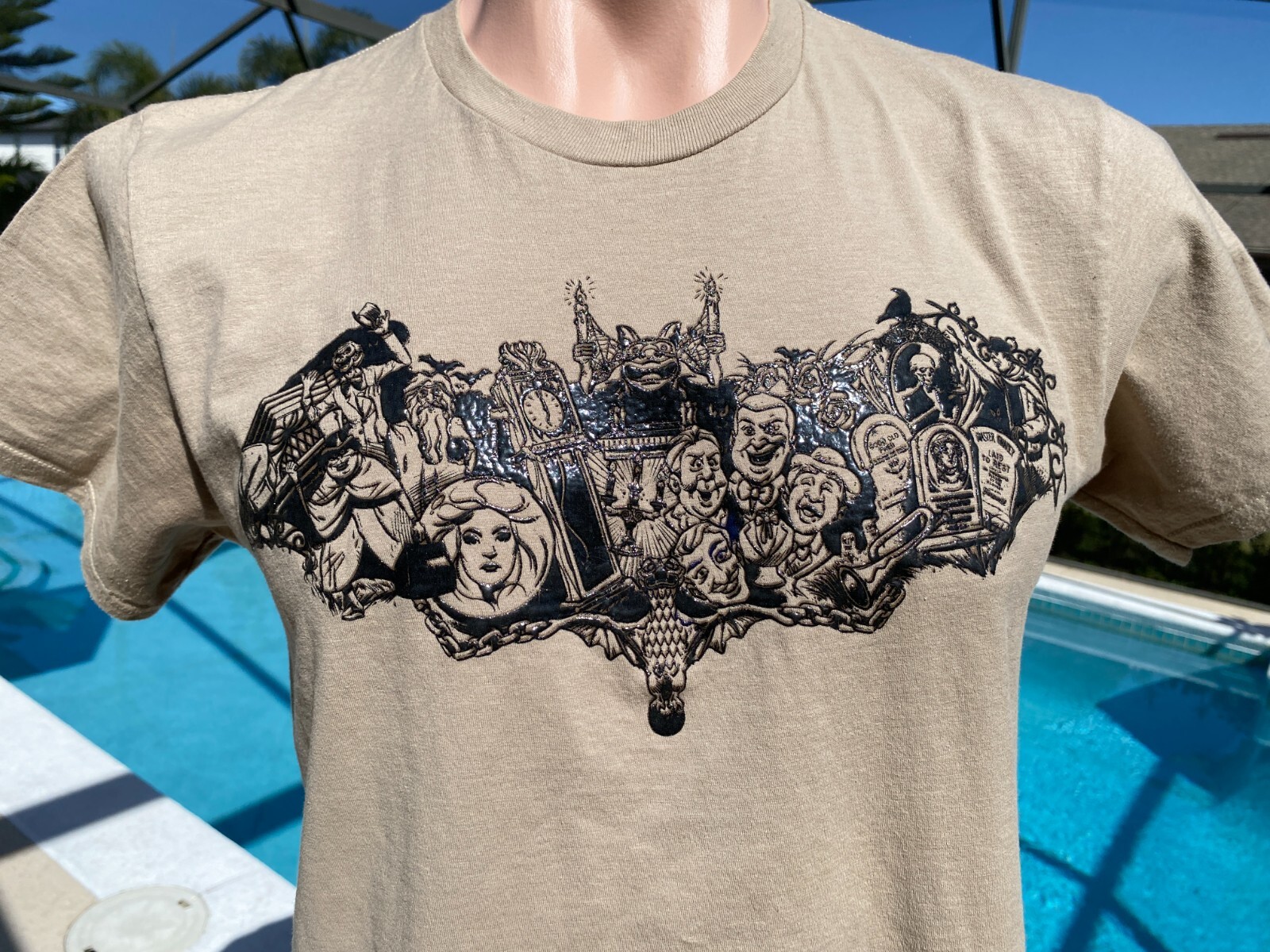 Vintage Haunted Mansion Bat Disney Rubber embossed T … - Gem