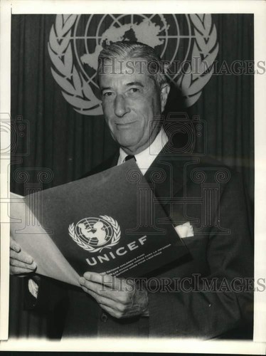 1965 Press Photo Henry R. Labouisse, Executive Director of UNICEF ...