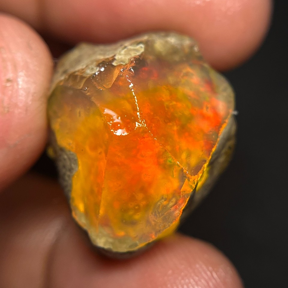 30.10 Ct Multi Fire Opal Oil Rough Natural Ethiopian Opal Raw Welo Opal ...