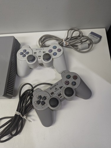 Vintage Sony PS1 System Memory Card Controller and 5 Great games Bundle ...