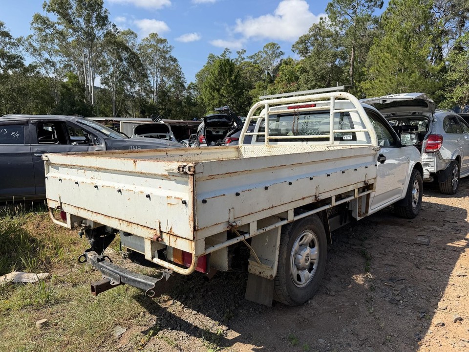 HOLDEN RODEO FUSE BOX ENGINE BAY, PETROL, RA, 03/03-07/08 | eBay Australia