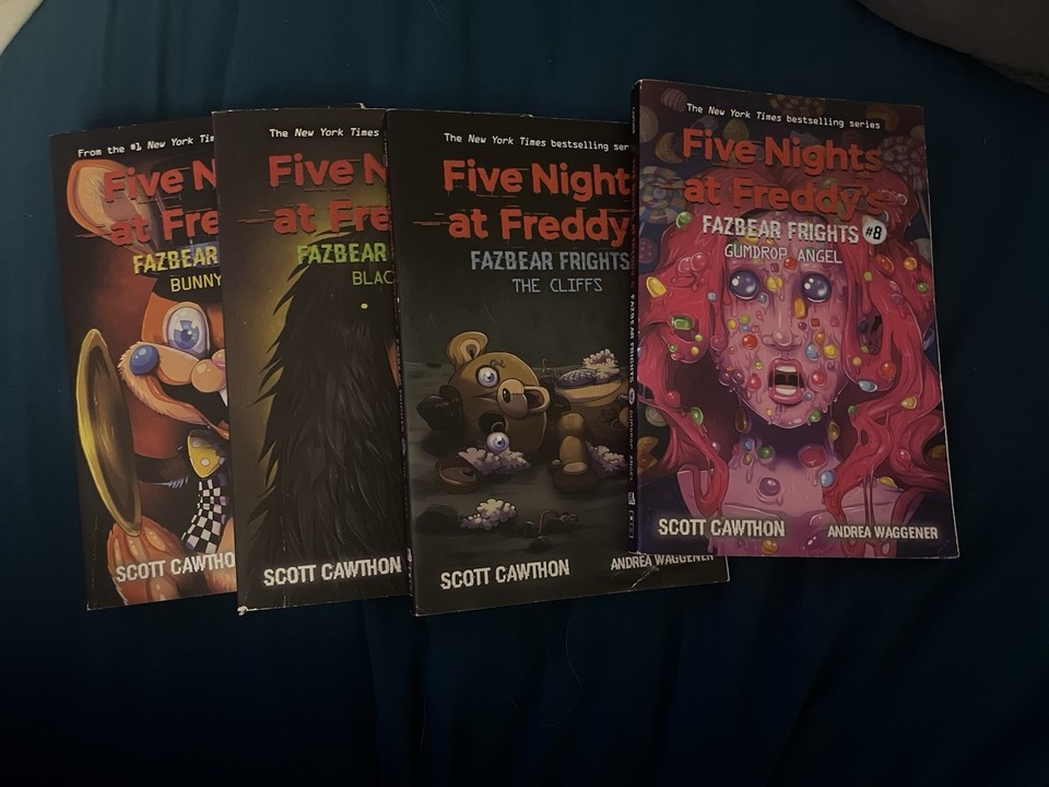 Giant FNAF Book Lot Of 18 Books 9781338715804| eBay