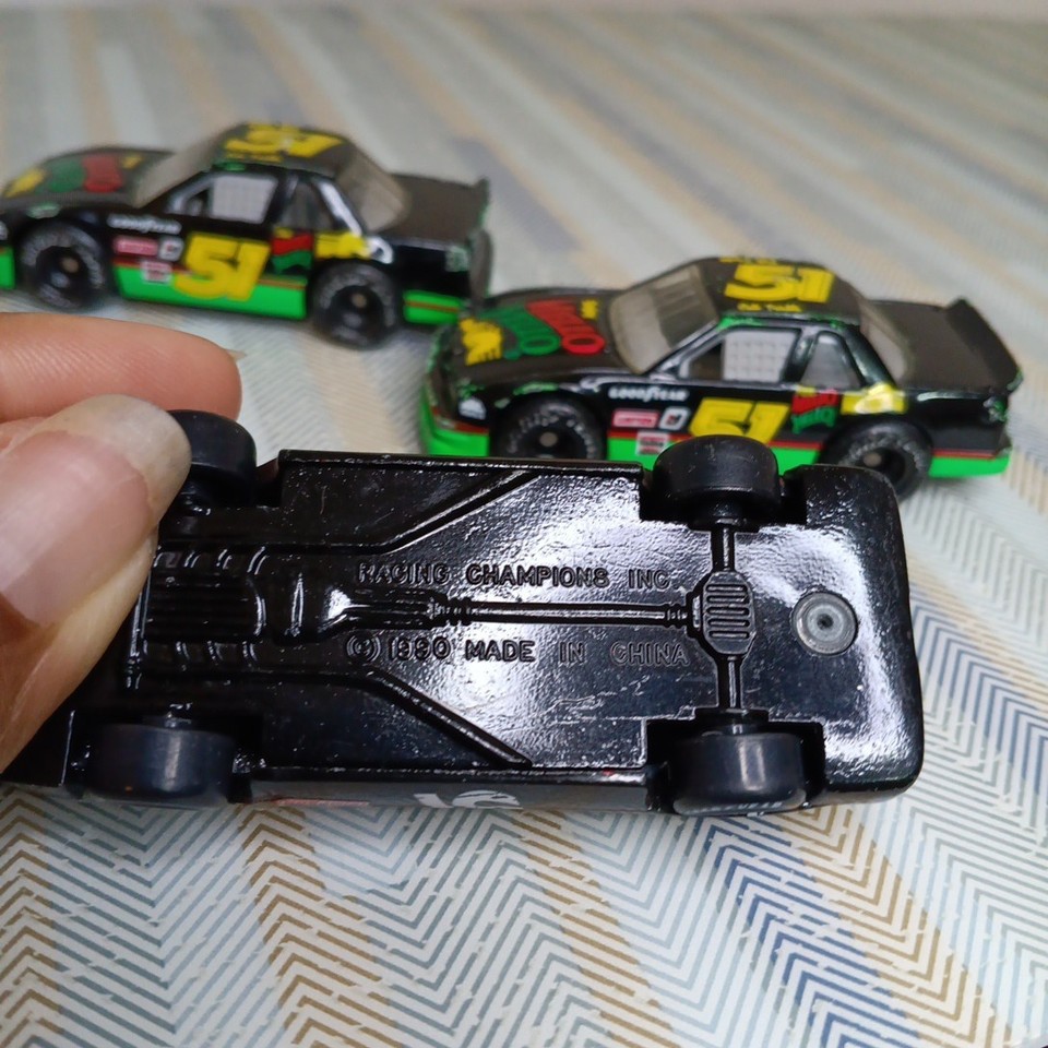 1990 Matchbox Mello Yello Diecast Nascar 1:66 Scale Made in Macau 51 ...