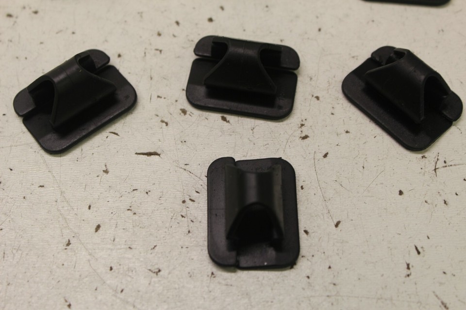2013 2014 2015,2016,2017,2018 Ford Focus oem hood liner clips fasteners ...