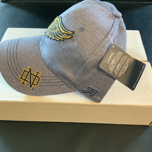 New w/tags Detroit Redwings Notre Dame Fighting Irish Ahead SnapBack ...