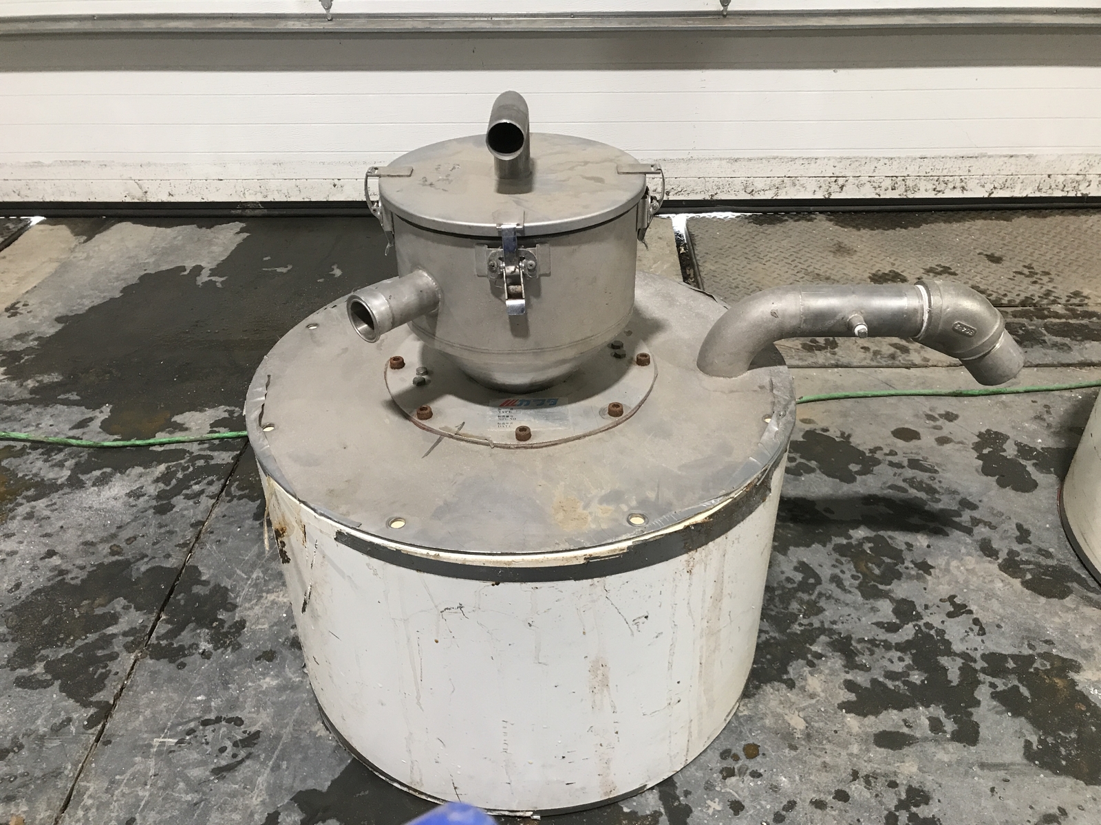 Kawata Plastic Pellet/Resin Dryer Auto Loaders/Hoppers w/ 21.5" ID ...