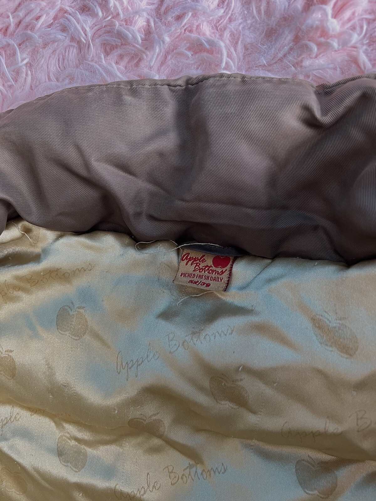 Retro Y2K Apple Bottom Jeans Puffer Jacket Size Large - Gem