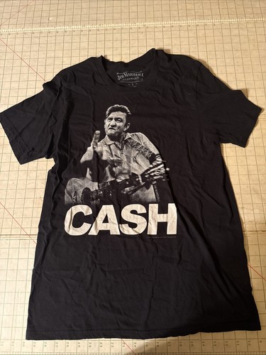 Johnny Cash Graphic Shirt Size Large Jim Marshall Famous Middle Finger ...