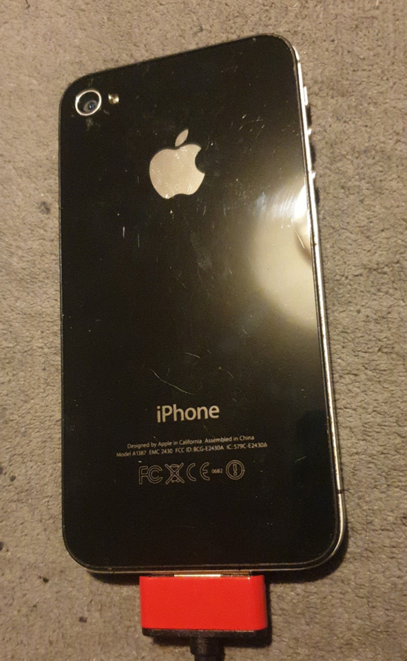 Apple iPhone 4s (Jailbroken) ~ Cydia + Phoenix ~ Retro ~ iOS Tweaks and ...