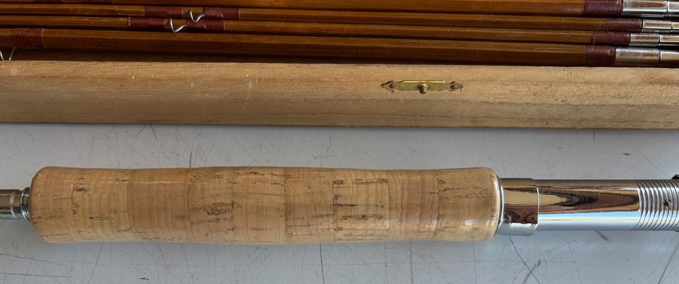 Lot #20 - Vintage Japanese 3 in 1 Universal Fishing Rod Set Kiraku & Co ...