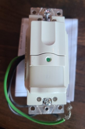 Hubbell Occupancy Sensor Wall Switch 500W 120V PIR RMS101W NOS | eBay