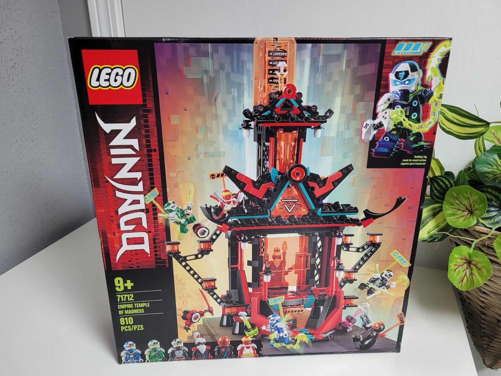 LEGO Ninjago Empire Temple Of Madness 71712 810pc New In Box | eBay