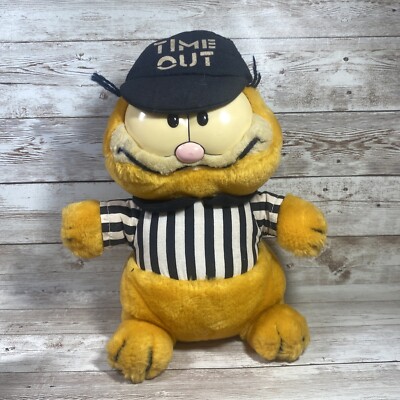 Vintage 1981 Dakin Garfield Time Out Umpire Referee Plush Stuffed Toy 8 ...