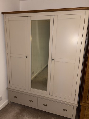 Roseland Furniture Triple Wardrobe 2 Door, Mirror In The Middle, Two ...