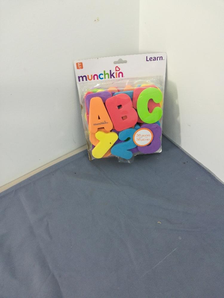 Munchkin Bath Letters and Numbers | eBay