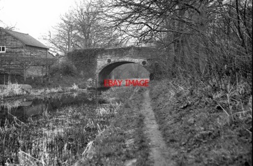 PHOTO 1974 CROOKHAM VILLAGE HAMPSHIRE POULTER'S BRIDGE BASINGSTOKE ...