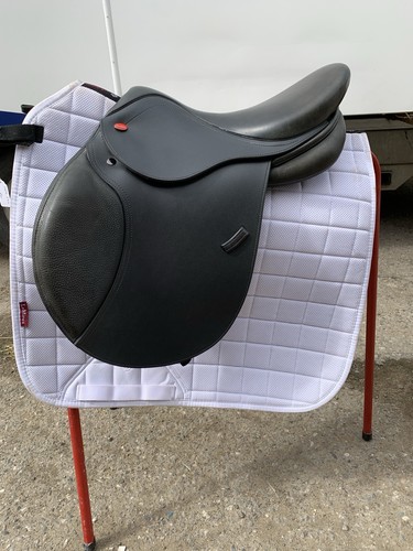 15.5’’ John Whitaker GP pony saddle Medium black Excellent Condition | eBay UK