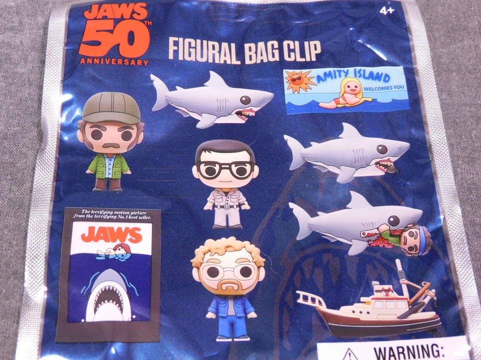 JAWS NEW * Bruce Diving Tank Clip * Blind Bag Key 50th Anniversary ...