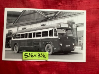 LONDON BUS PHOTO B/W GREENLINE Q50 BXD 571 Route 704 . | eBay UK