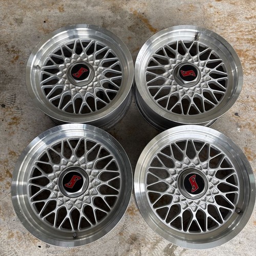 JDM Old car R31 Skyline S genuine aluminum wheels 4 pieces Hakosuka Ken ...