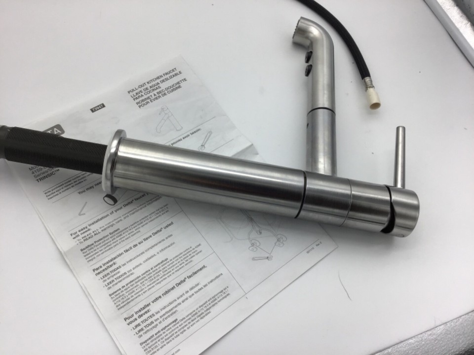 DELTA 4159-AR-DST TRINSIC SINGLE HANDLE PULL OUT KITCHEN FAUCET, ARCTIC ...