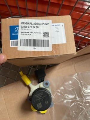 GENUINE MERCEDES C200 220 CDi W205 2013- 18 UREA AD BLUE PUMP ...