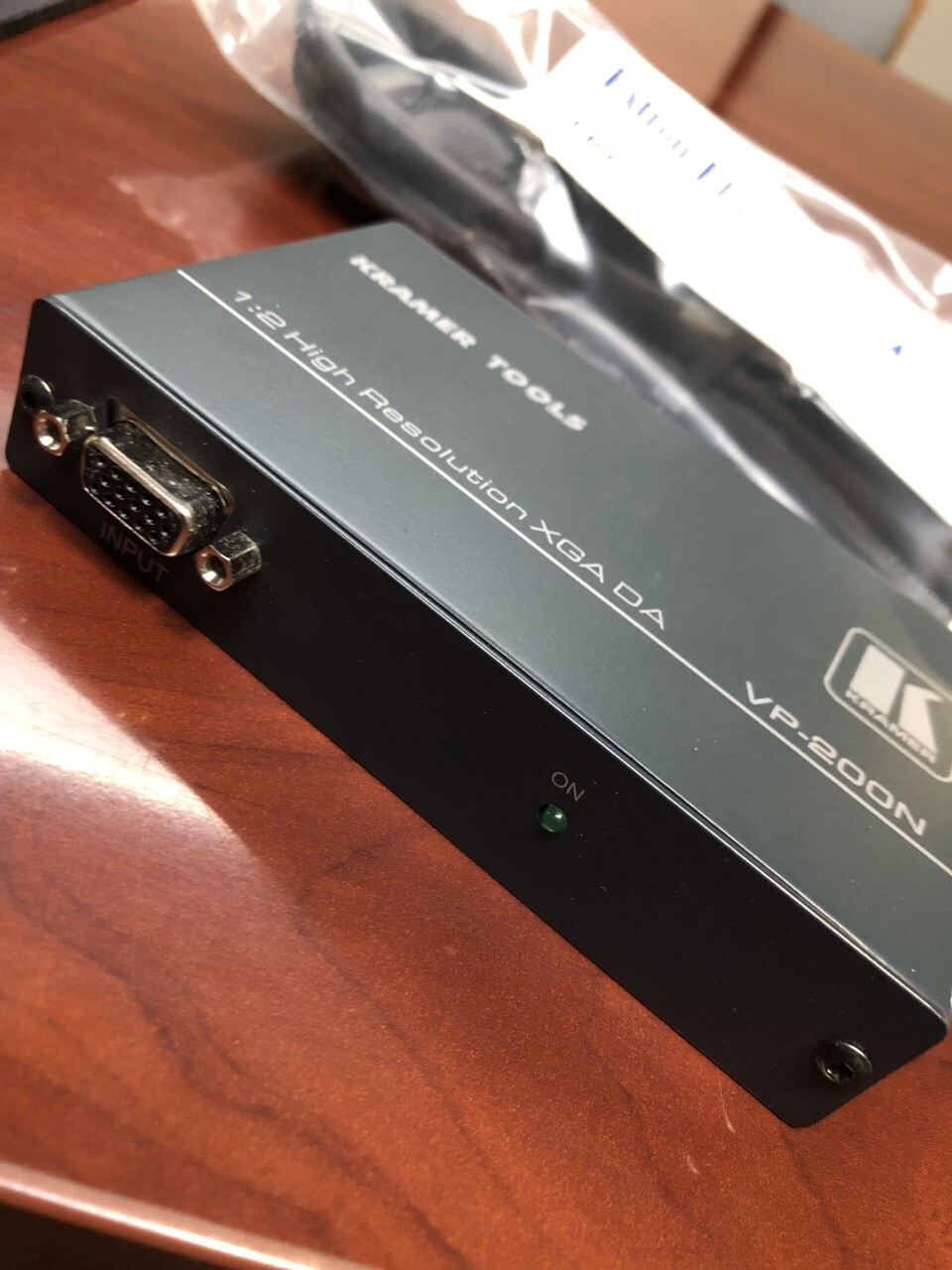 Kramer VP-200N 1:2 High Res XGA Computer Graphics Video Distribution ...