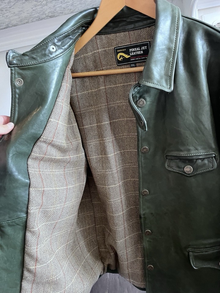 Horse hide brakeman leather jacket Great condition Fit 5’11” height ...