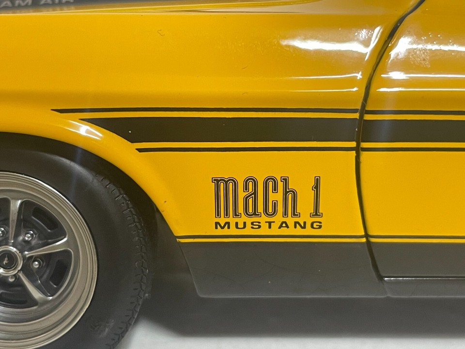 AUTOart 1/18 Ford Mustang MACH 1 Fastback Yellow 1971 | eBay
