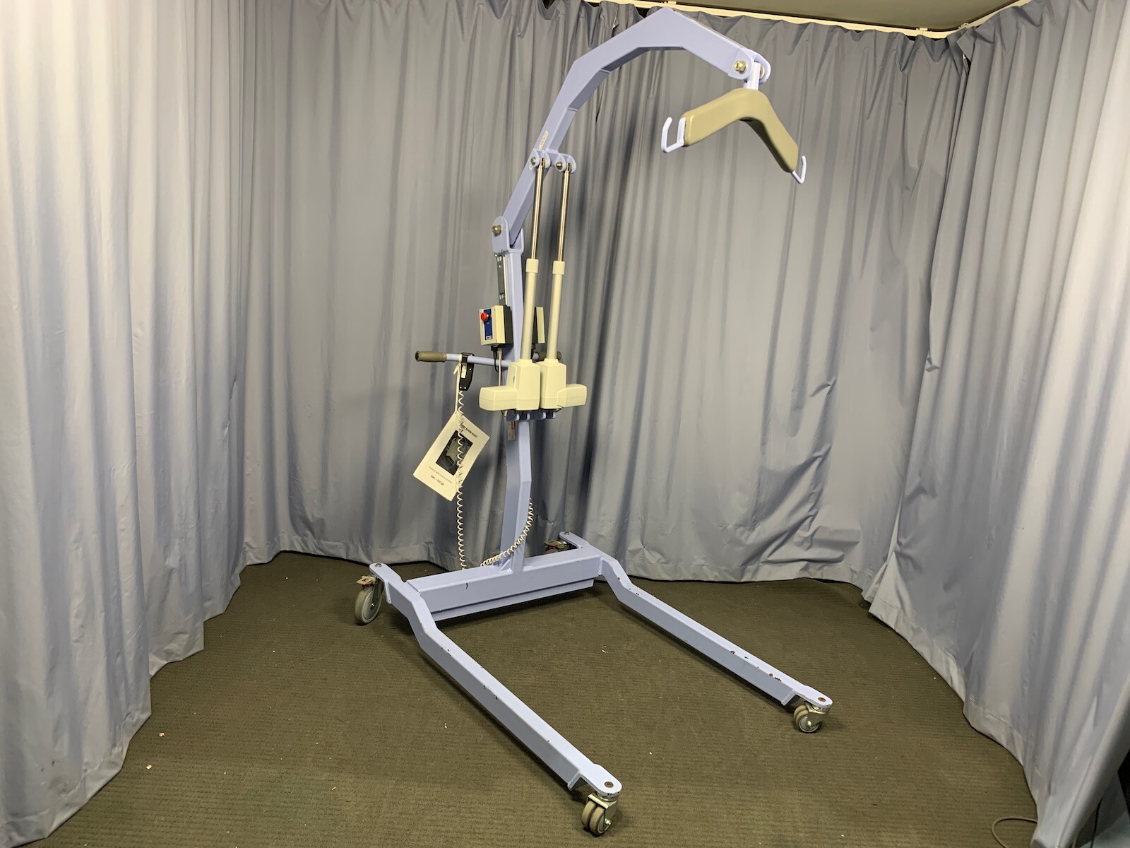 Kerry Equipment KH408 SWL350kg Patient Mobile Lifter Hoist w 2x Battery ...