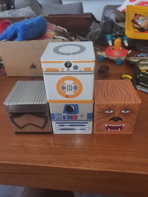 Hallmark Cubeez Star Wars Collectables - R2D2, BB8, Chewbacca + Captain ...