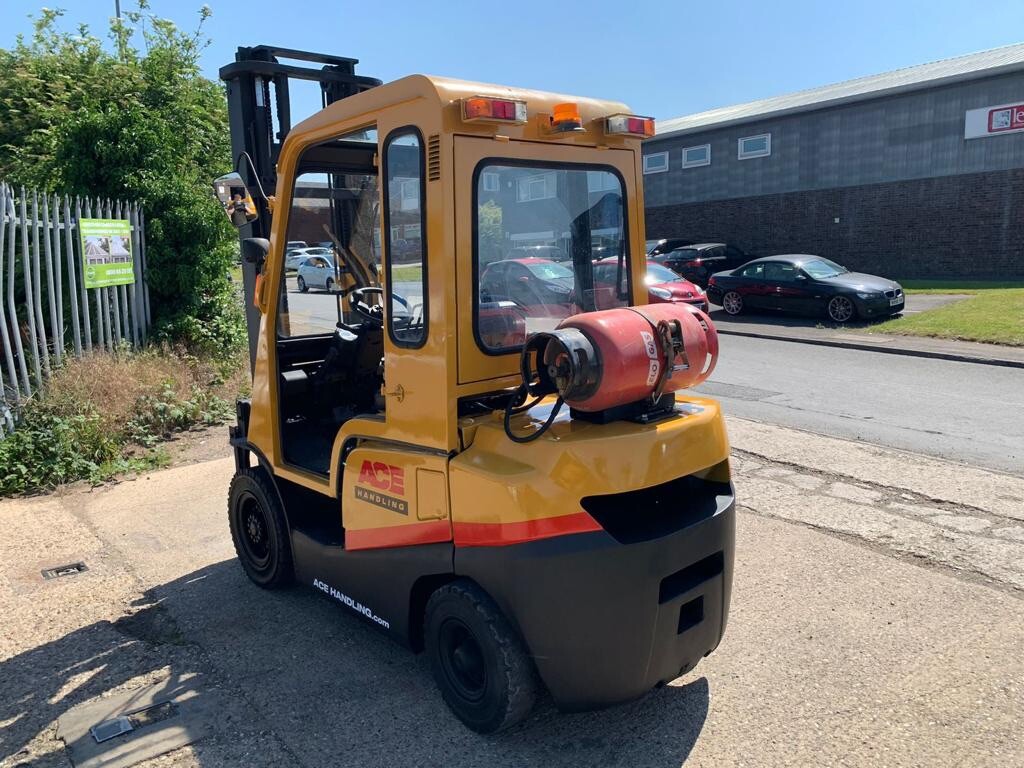 TCM FG25T3 Gas Forklift Hire-£62.50pw Buy-£7995 HP-£39.93 With No ...