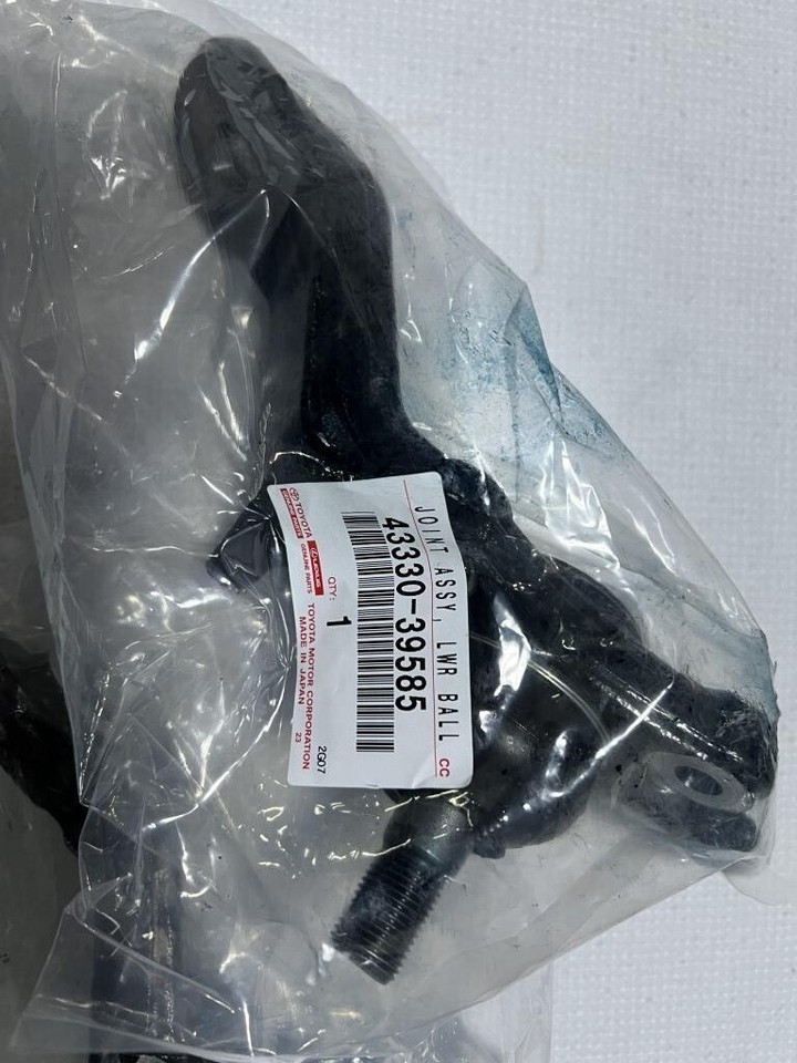 Toyota Genuine Front Lower Ball Joint LH & RH 43330-39585 43340-39465 ...