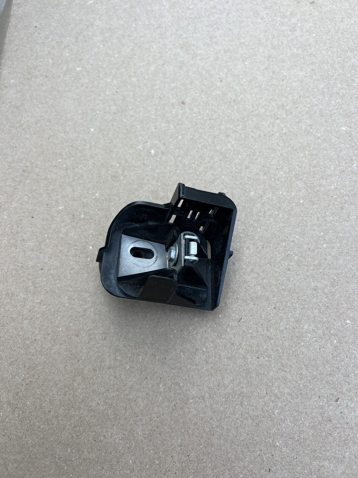 07-13 OEM BMW E92 E93 E90 335 M3 Support Headlight Arm Left 51117156557 ...