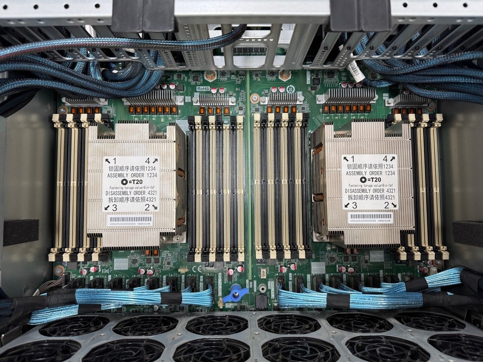 8x GPU SERVER Inspur NF5468 A5/2x AMD EPYC 7742/SSD 1TB*2/HDD 2.4TB*3 ...