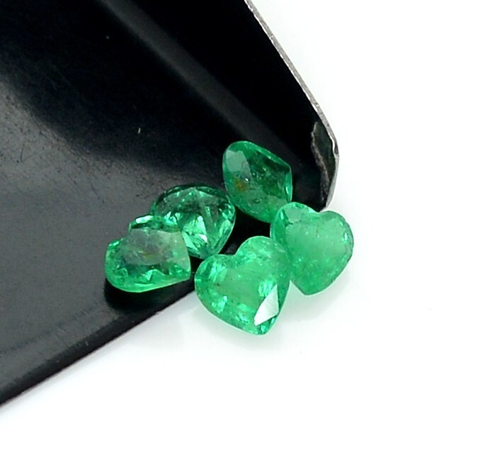 Natural Faceted Emerald Heart Shape Cut 4x4 mm Lot 05 Pcs 1.77 CTS ...