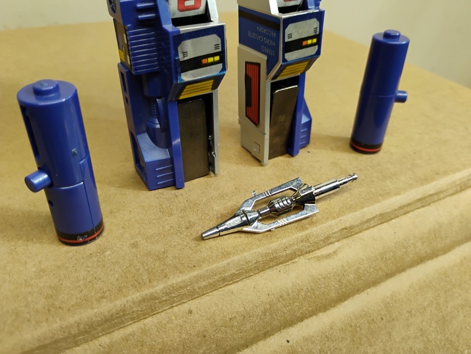 1984 Vintage G1 Hasbro Transformers Deception Communicator / Soundwave ...