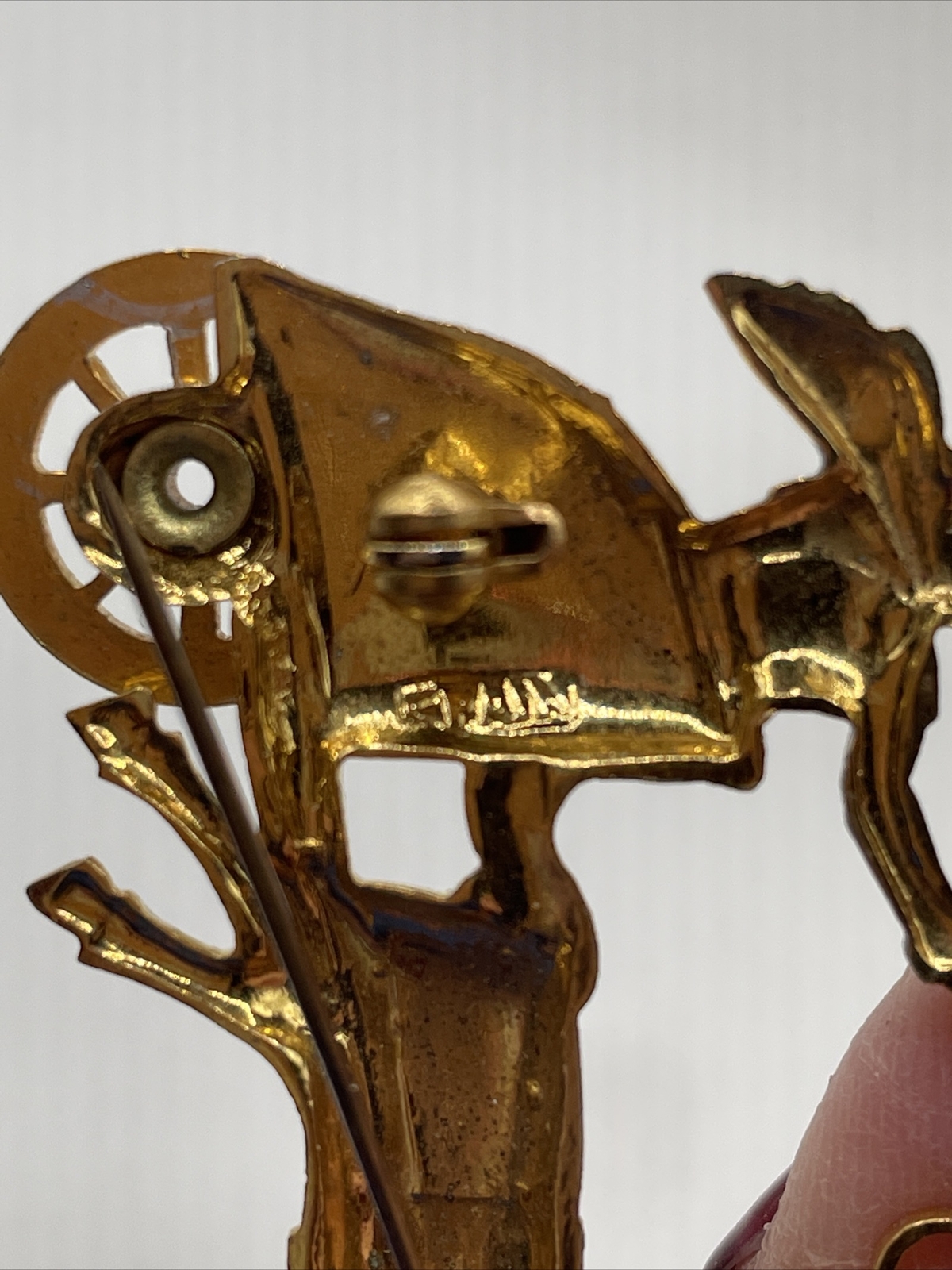 Vintage GoldTone Roman Horse and Chariot Damascene Pin Brooch marked ...