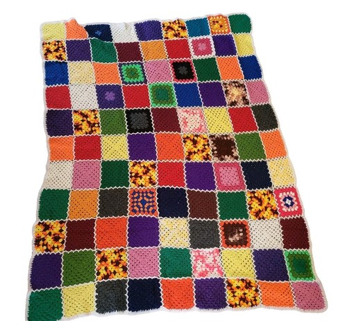 VTG Afghan Granny Squares Roseanne Blanket Handmade 52x73" Multi Color ...
