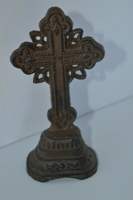 Crucifixes & Crosses - Vintage Cast - Vatican