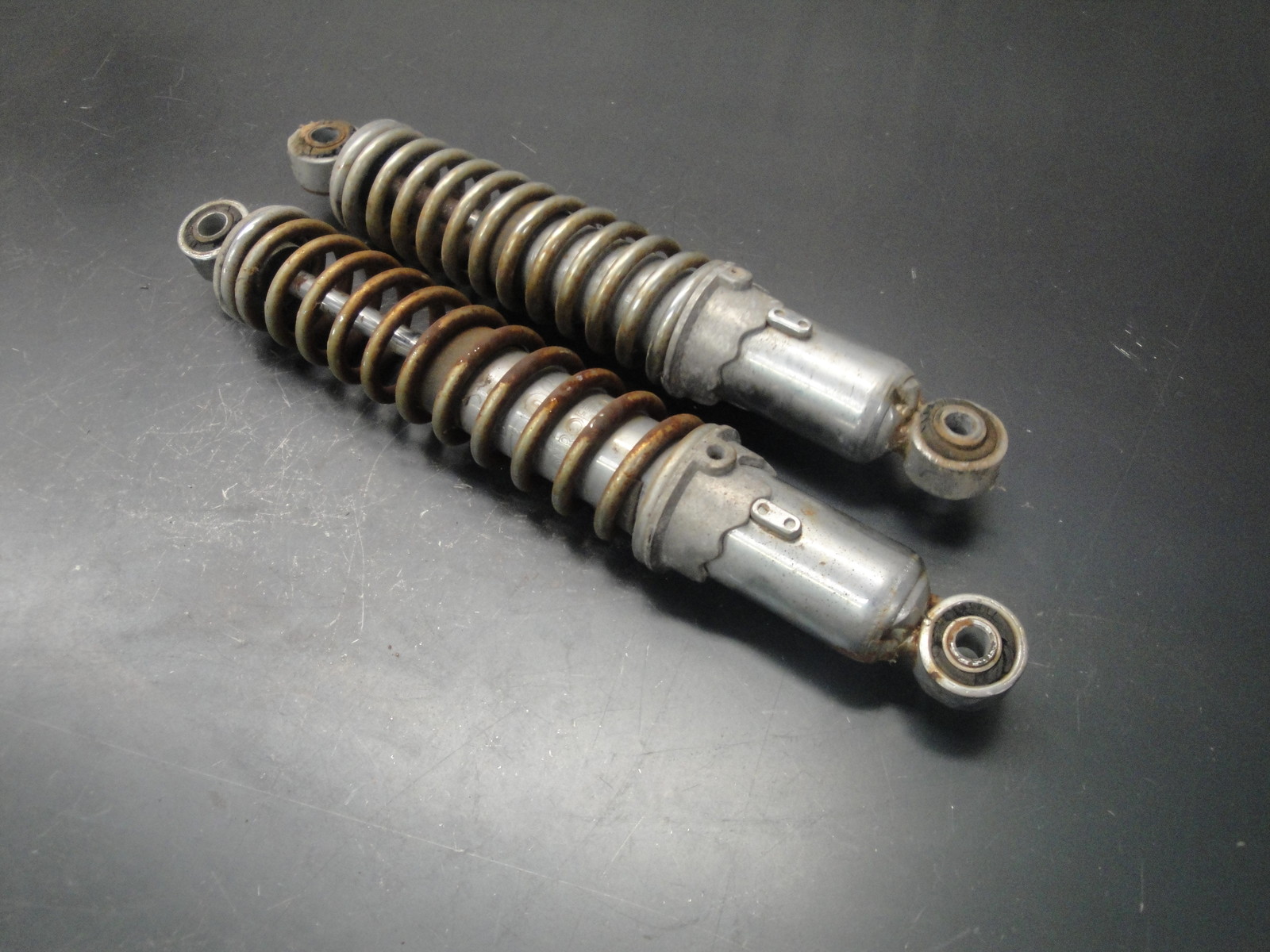 1974 74 YAMAHA 400 DT 400C MOTORCYCLE ENGINE BODY SUSPENSION SHOCKS ...