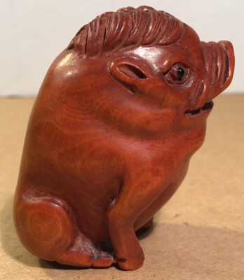 Netsuke - Sitting Signed