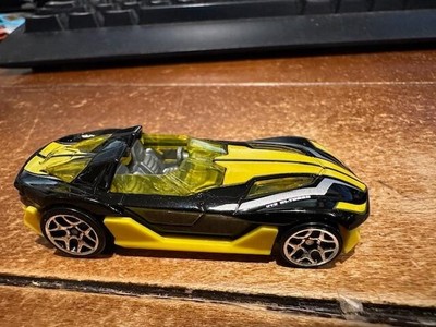 2011 Hot Wheels Mystery Car Yur So Fast | eBay