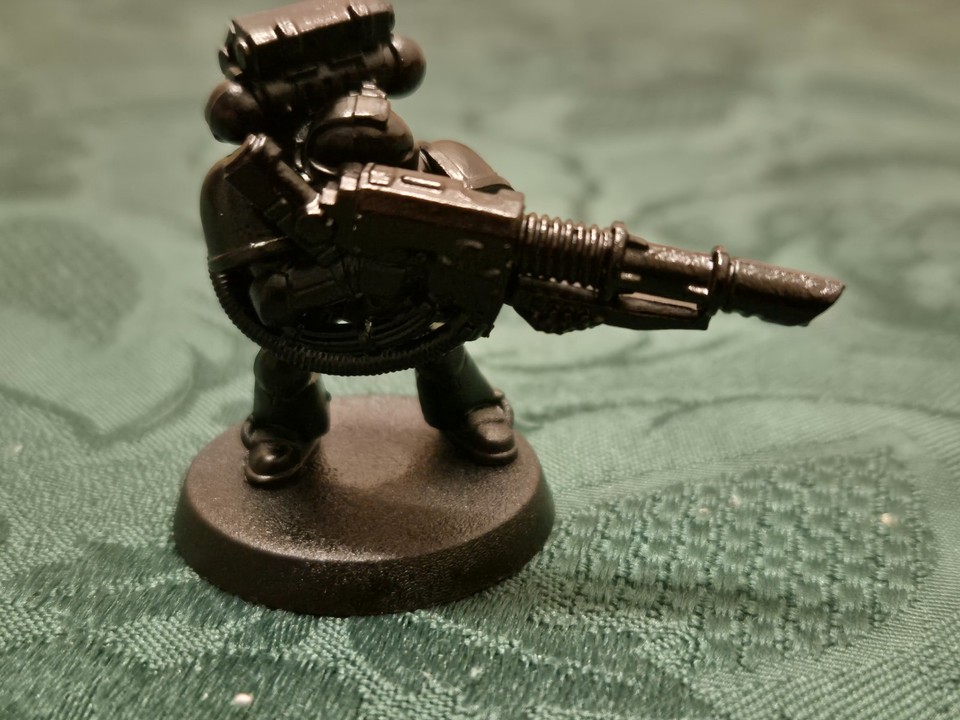 Warhammer 40k, Space Marines, 4x Heavy Weapons (plastic) & Squad Leader ...