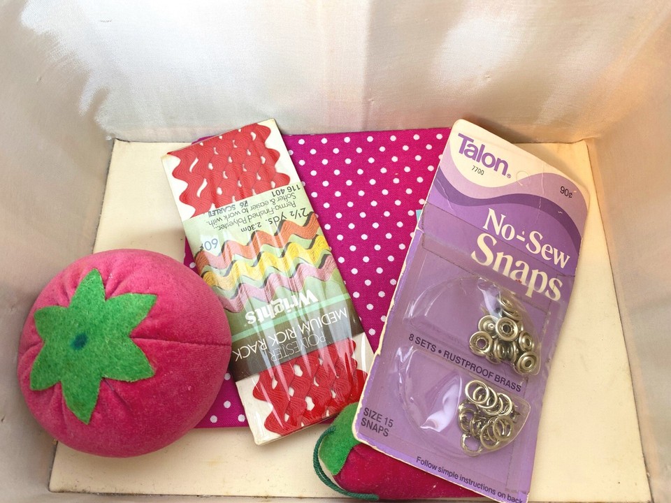 Vintage Tapestry Fabric Cushion Covered Sewing Box Basket w Handle And ...