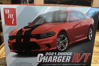 AMT Dodge Charger 2021 1/25 Car Model Kit - Red (AMT1323) 849398055557 ...