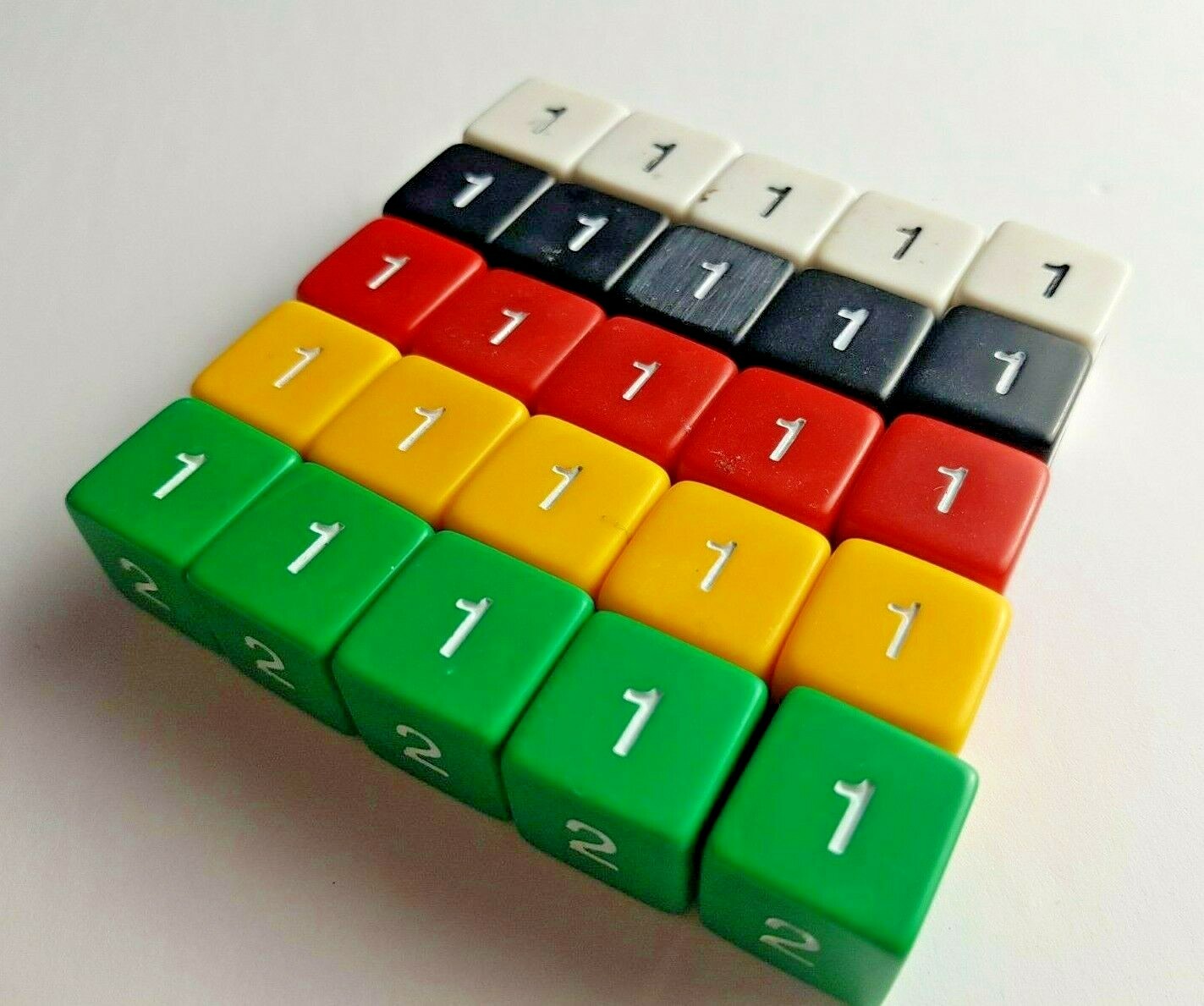 RPG Gaming Dice Lot of 25 Rastafarian Colors Slay Dragons Dungeons ...