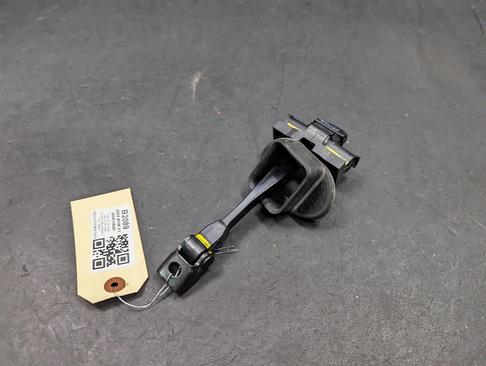 Front Right Door Hinge Check Stopper 2022 BMW X1 51217436001 2016 2017 ...